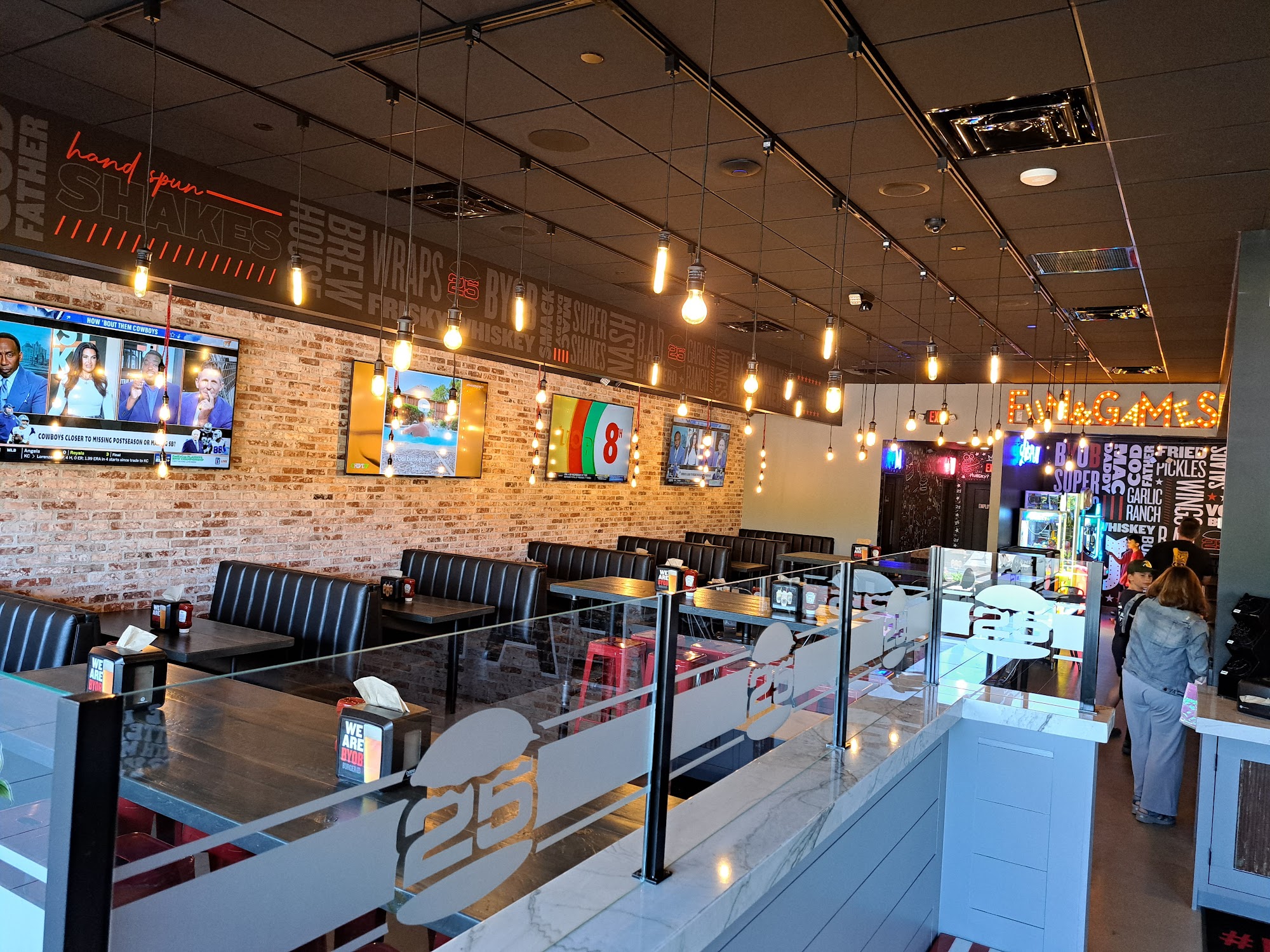 Burger 25 Brick, Brick - Menu, Reviews (84), Photos - Restaurantji