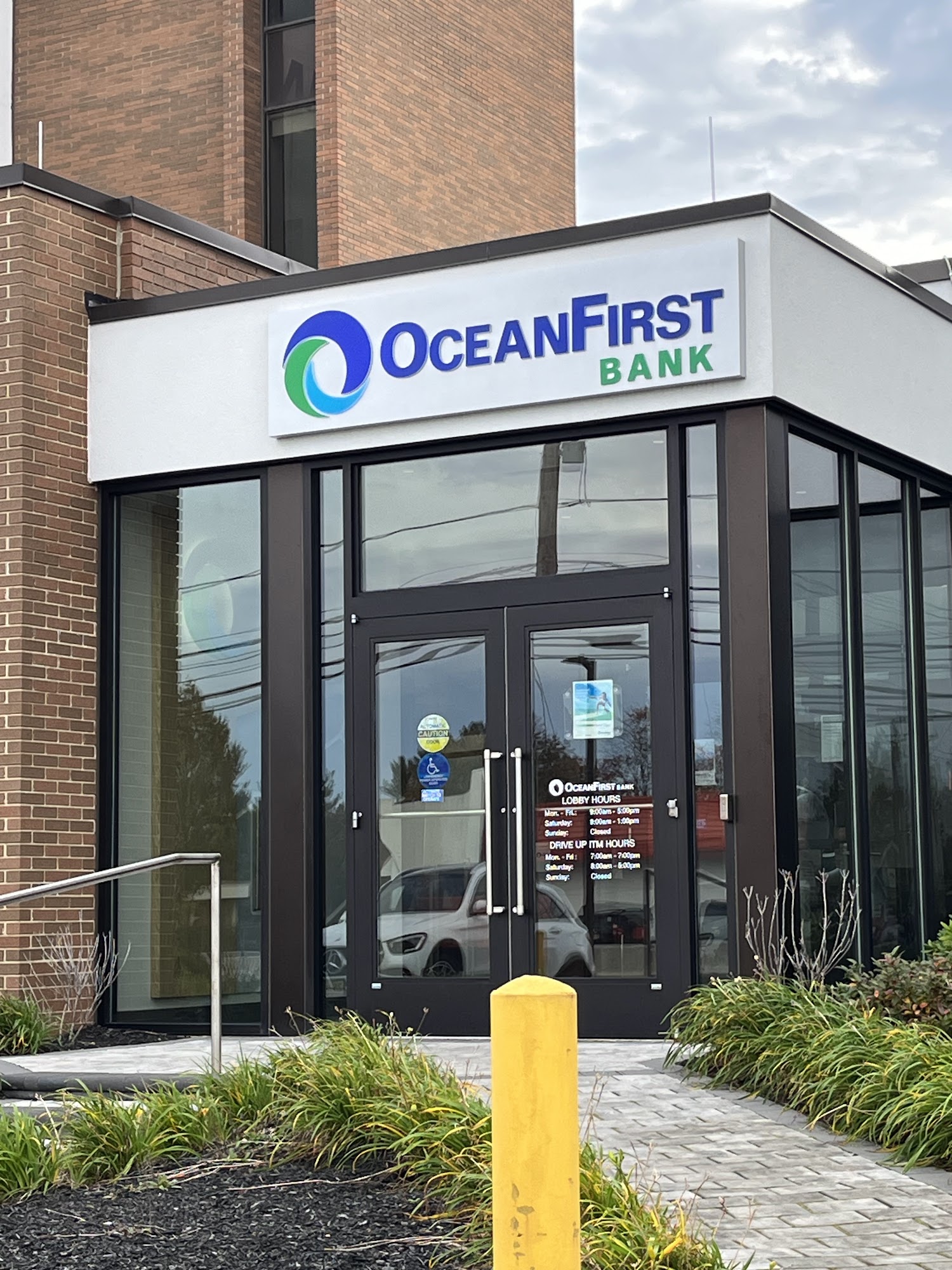 OCEANFIRST BANK - 975 Hooper Ave, Toms River NJ - Hours, Directions ...