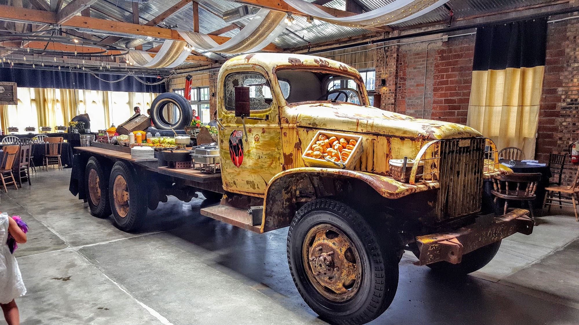 THE HI-Q VENUE - Roswell NM - Hours, Directions, Reviews - Loc8NearMe