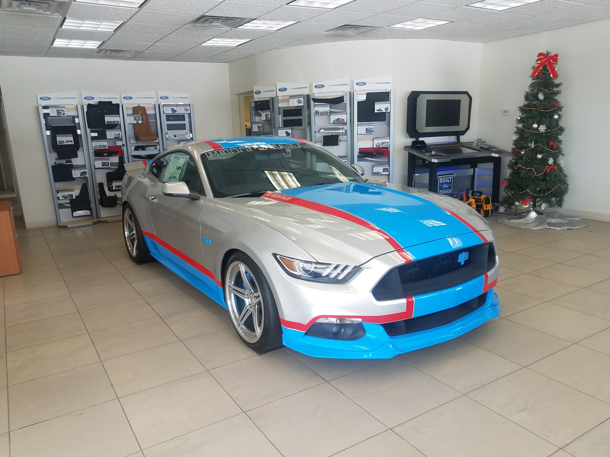 FENTON FORD - Camden NY - Hours, Directions, Reviews - Loc8NearMe