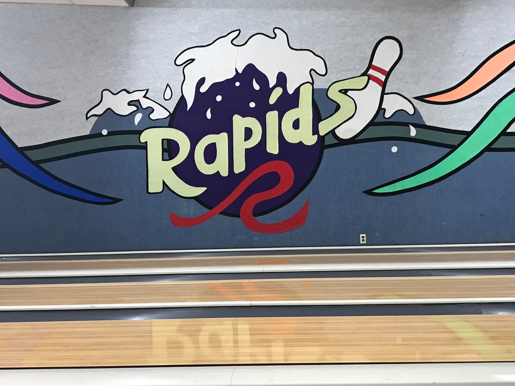 RAPIDS BOWLING CENTER - Niagara Falls NY - Hours, Directions, Reviews ...