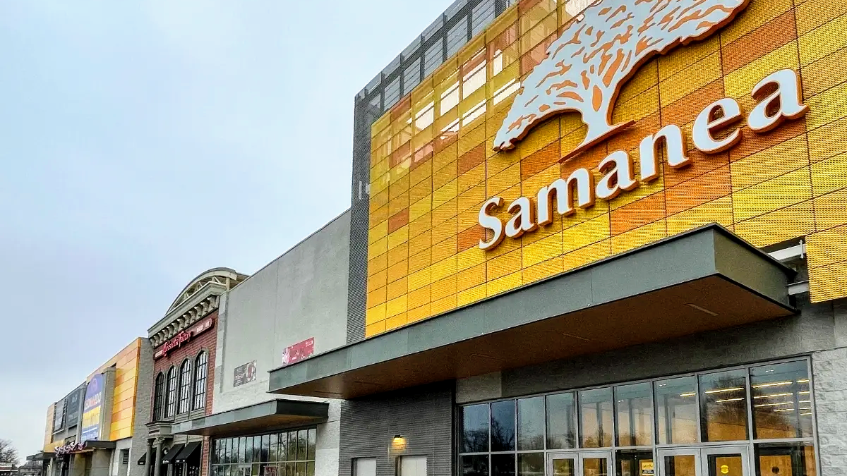 SAMANEA NEW YORK MALL - Westbury NY - Hours, Directions, Reviews ...