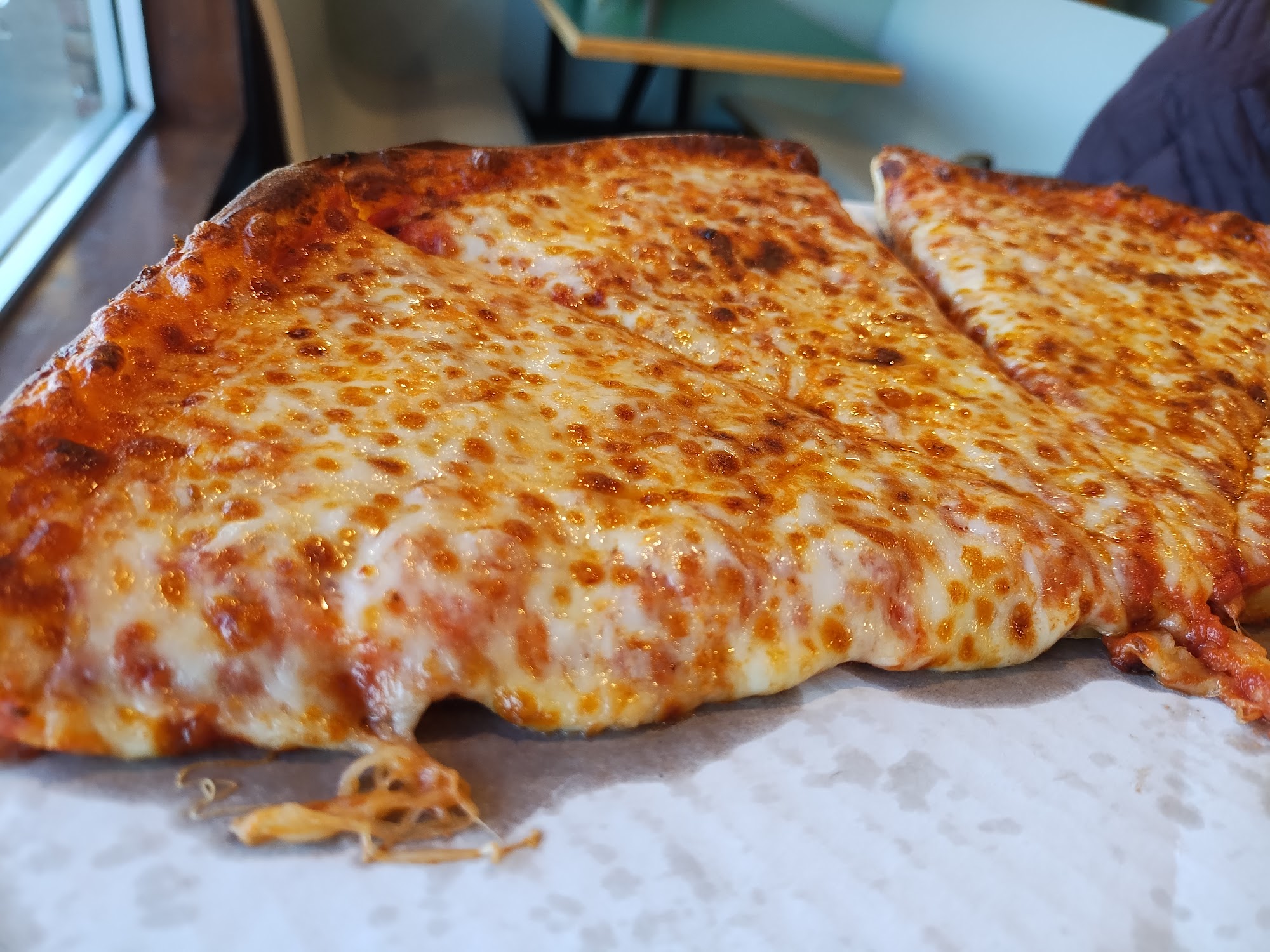 Raymond's Pizza - Hamilton West Side, Hamilton - Menu, Reviews (60 ...