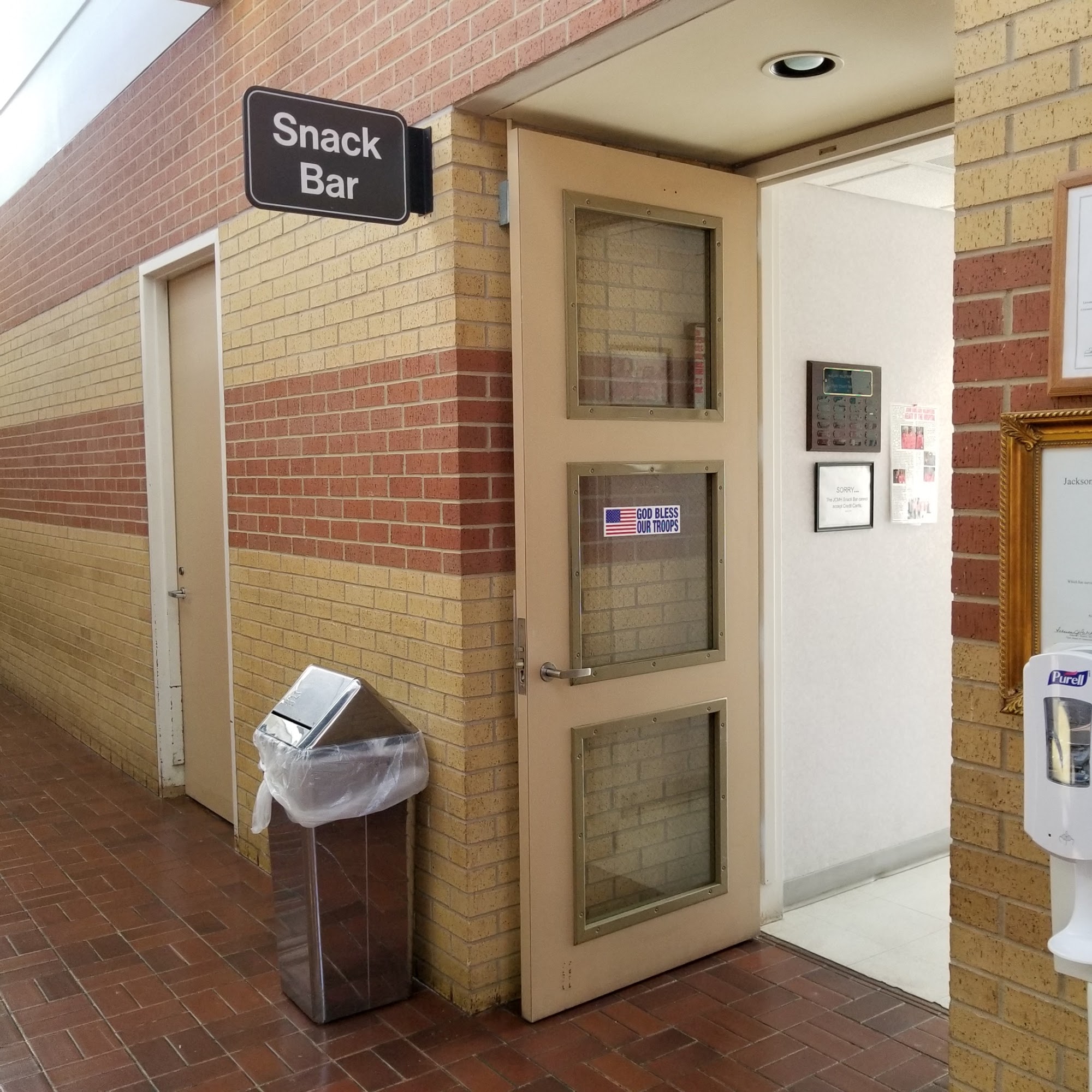 JACKSON COUNTY MEMORIAL HOSPITAL - Altus OK - Hours, Directions ...