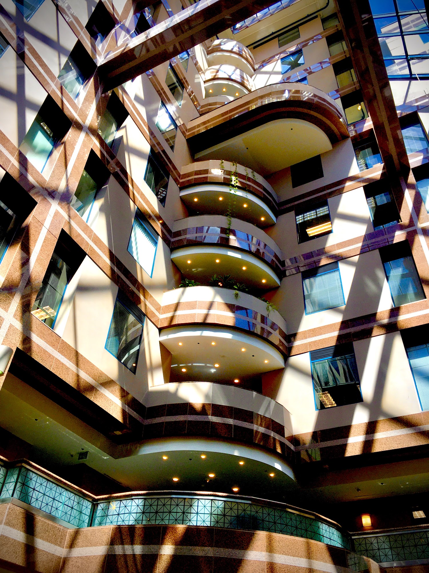 TORONTO POLICE HEADQUARTERS - Toronto ON - Hours, Directions, Reviews ...