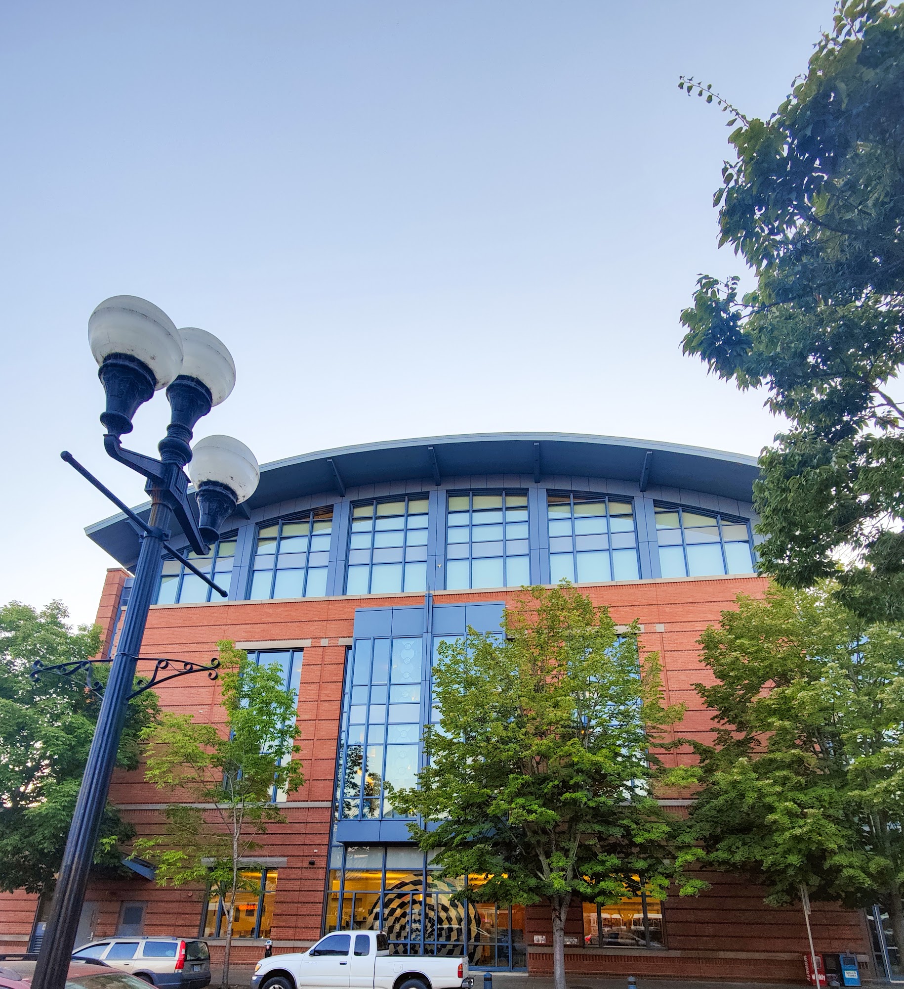 EUGENE PUBLIC LIBRARY - DOWNTOWN - Eugene OR - Hours, Directions ...
