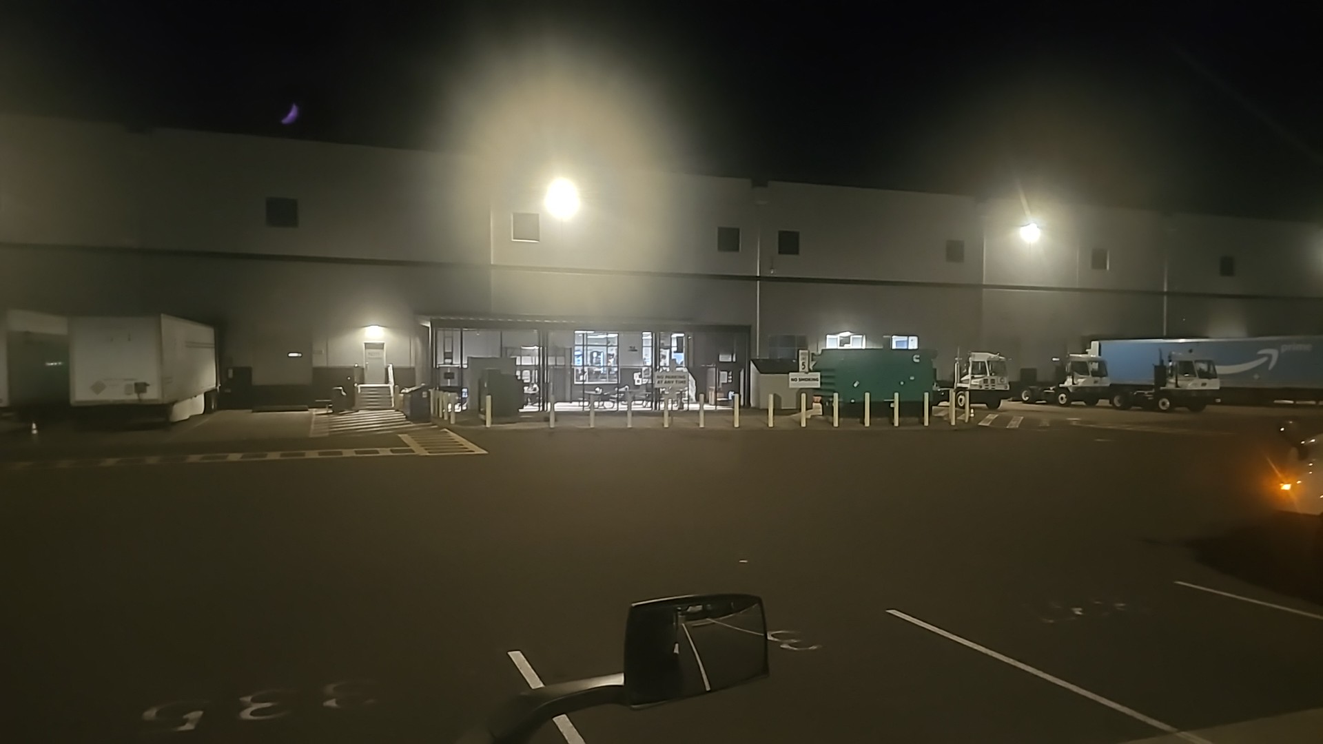 AMAZON FULFILLMENT CENTER - PDX7 - Salem OR - Hours, Directions ...