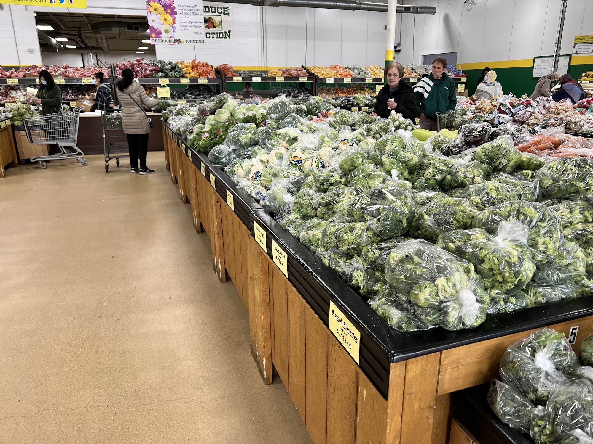 PRODUCE JUNCTION - Exton PA - Hours, Directions, Reviews - Loc8NearMe