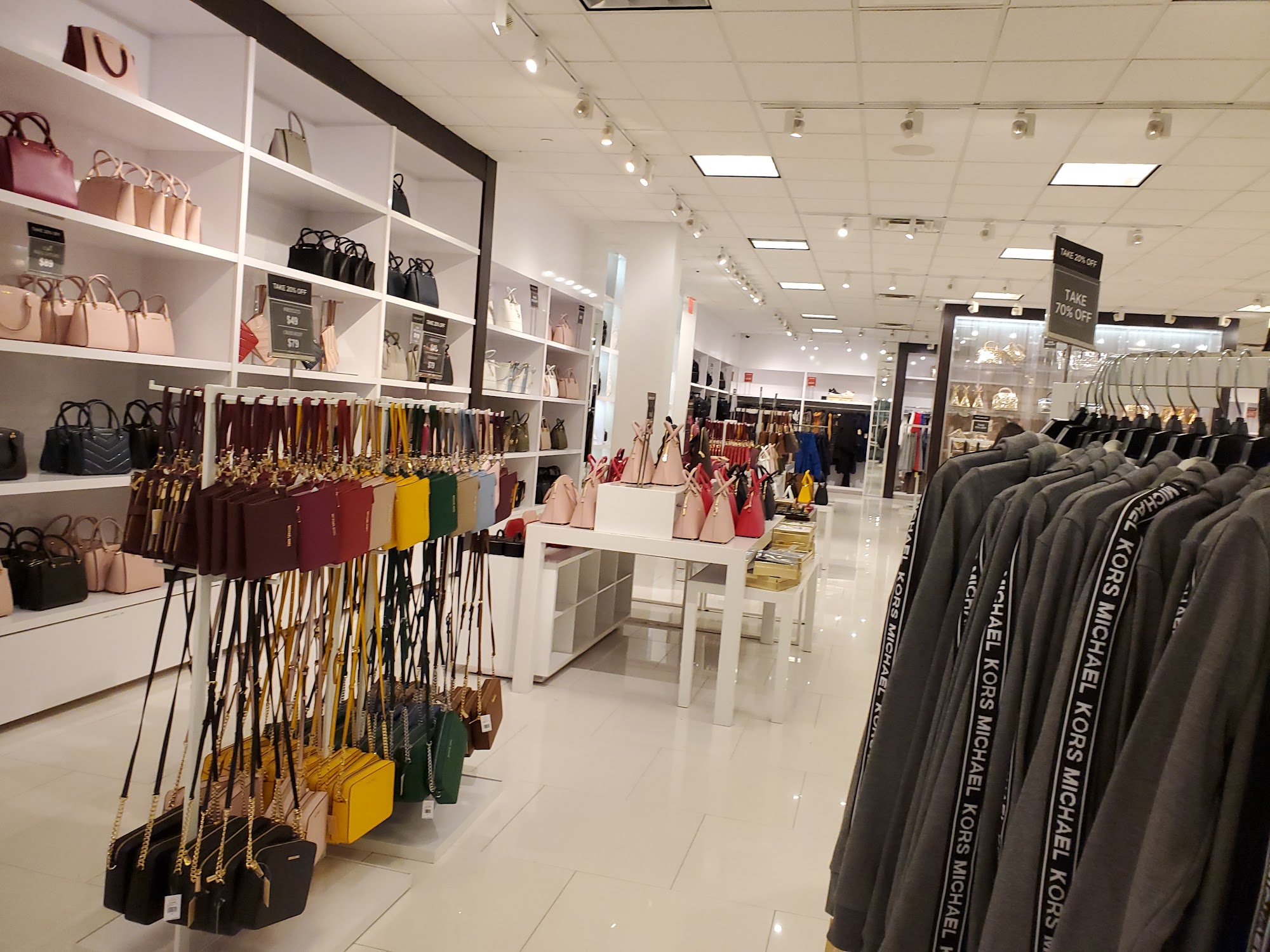 TANGER OUTLETS PITTSBURGH - Washington PA - Hours, Directions, Reviews ...