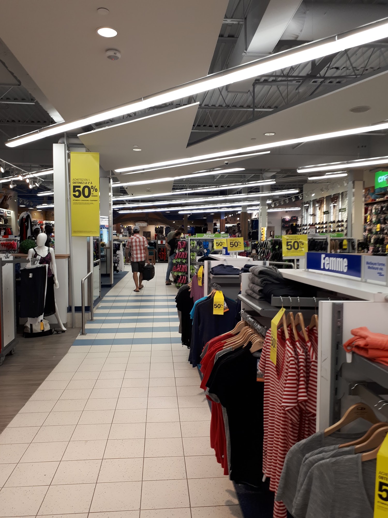 SPORTS EXPERTS - Quebec QC - Hours, Directions, Reviews - Loc8NearMe