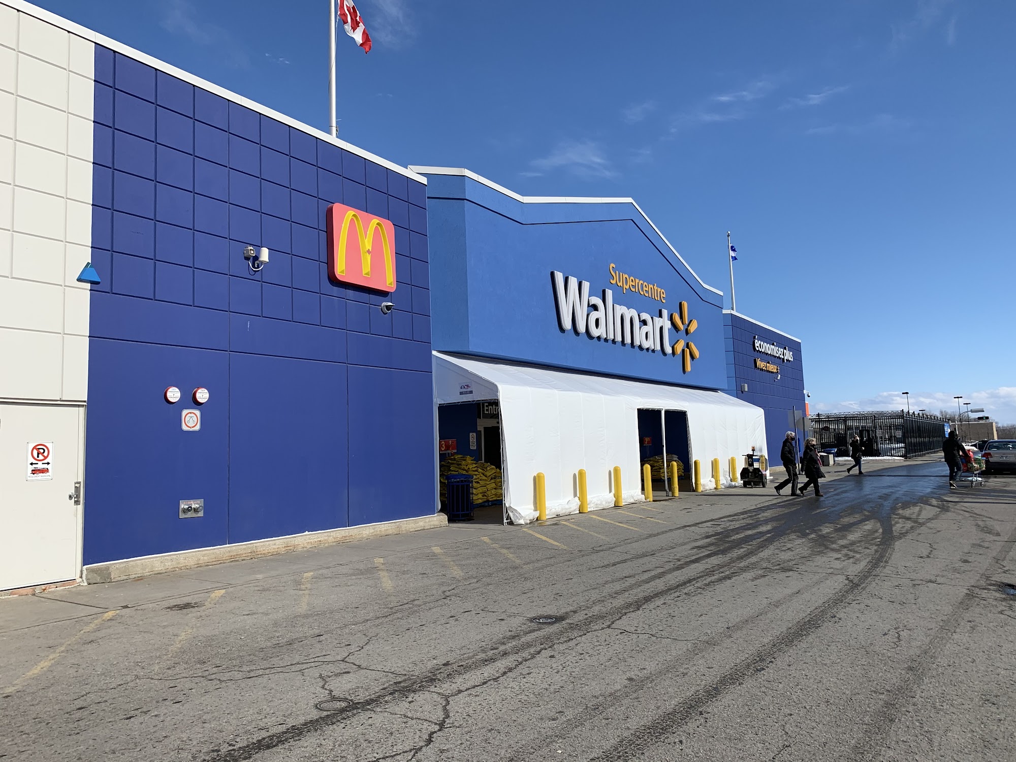WALMART SUPERCENTRE - 1030 Bd du Grand Héron, Saint-Jérôme QC - Hours ...