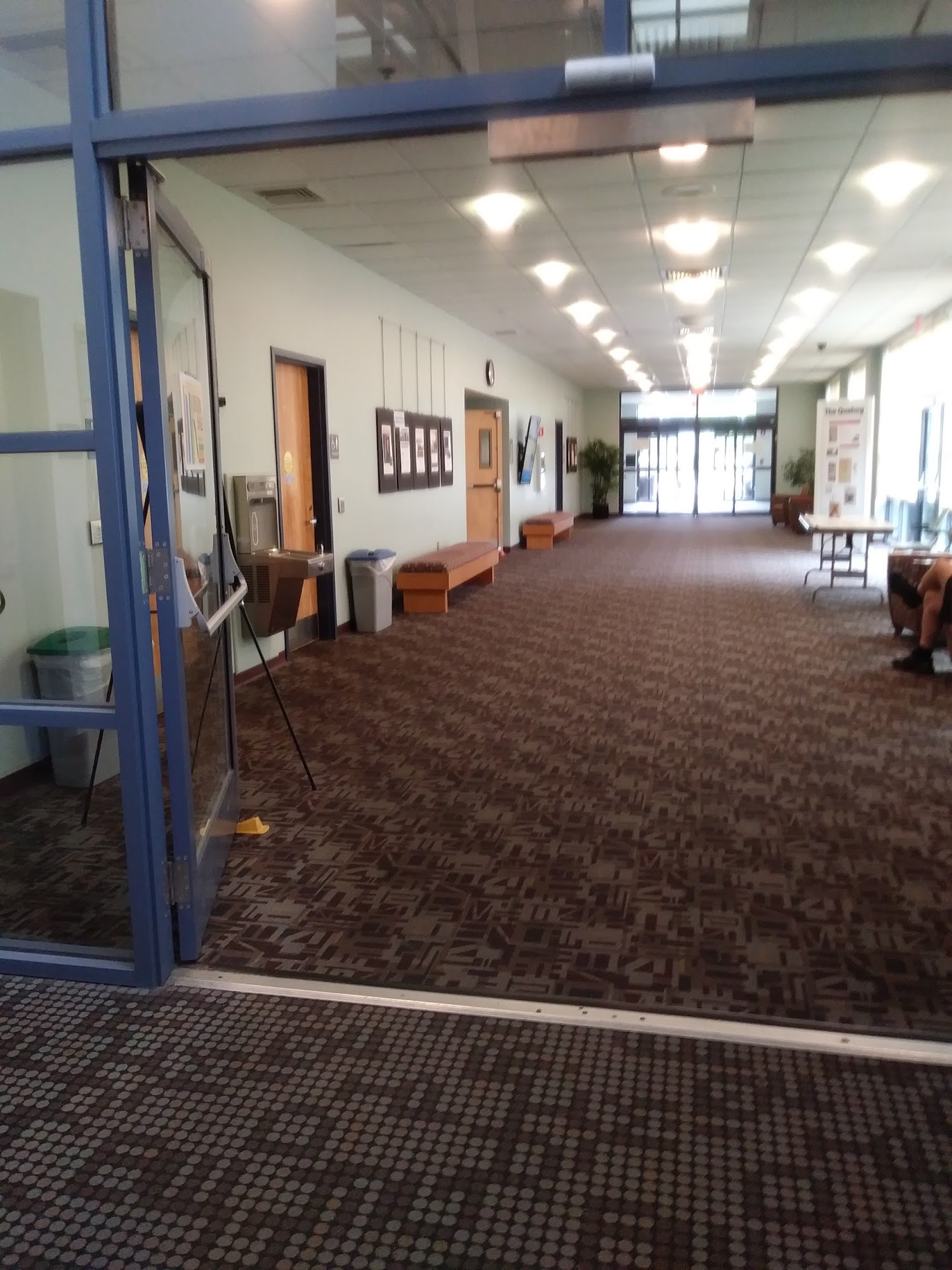 WARWICK PUBLIC LIBRARY: CENTRAL LIBRARY - Warwick RI - Hours ...