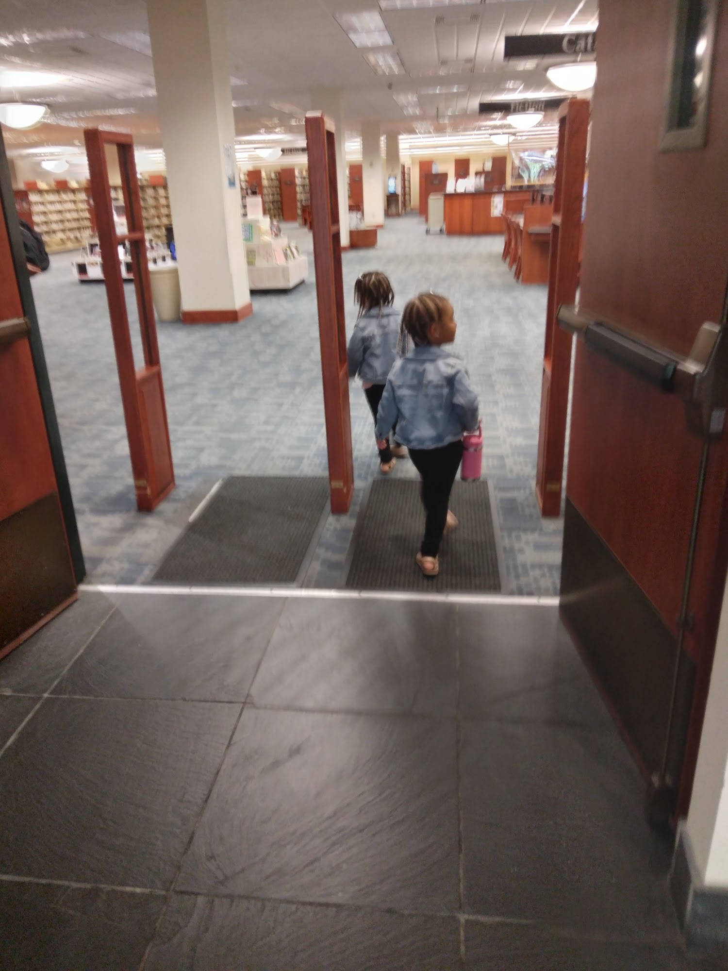 CHARLESTON COUNTY PUBLIC LIBRARY - MAIN LIBRARY - Charleston SC - Hours ...