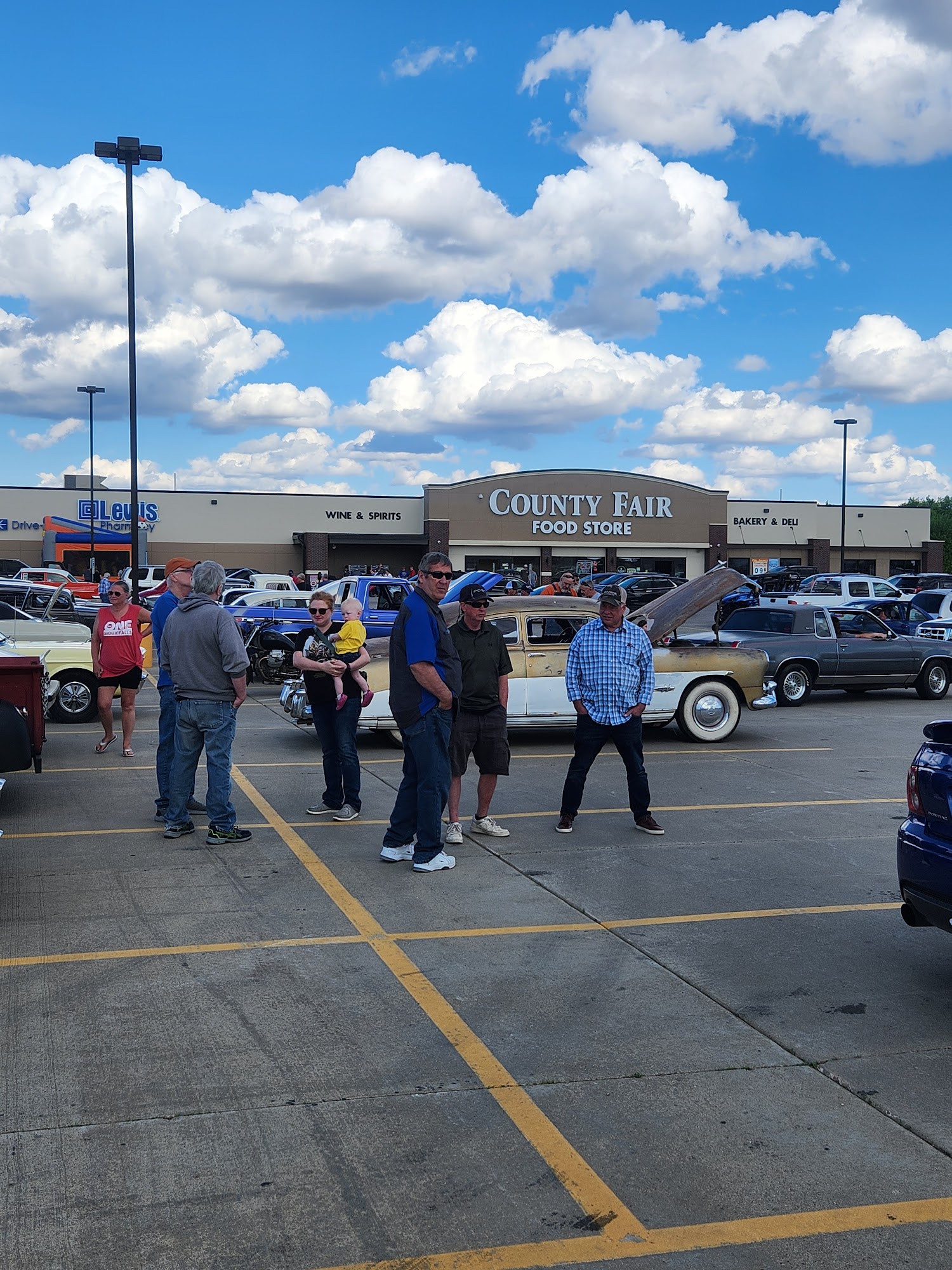 COUNTY FAIR FOOD STORE - Dell Rapids SD - Hours, Directions, Reviews ...