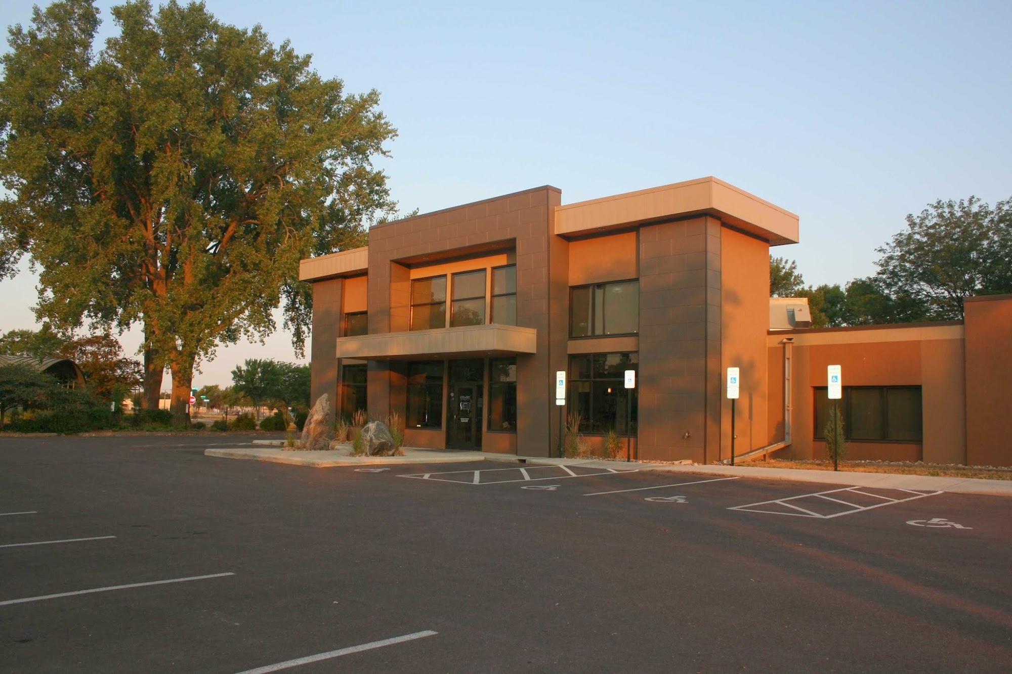 STEWART SCHOOL - Sioux Falls SD - Hours, Directions, Reviews - Loc8NearMe