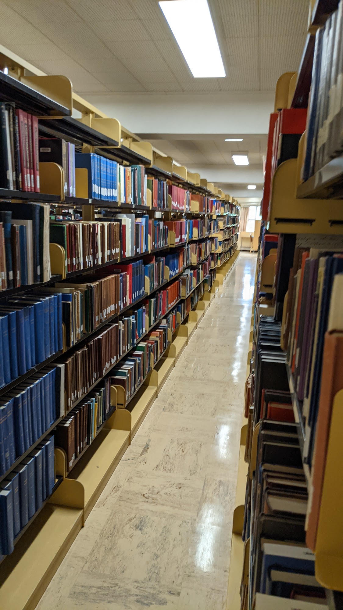 MURRAY LIBRARY - Saskatoon SK - Hours, Directions, Reviews - Loc8NearMe