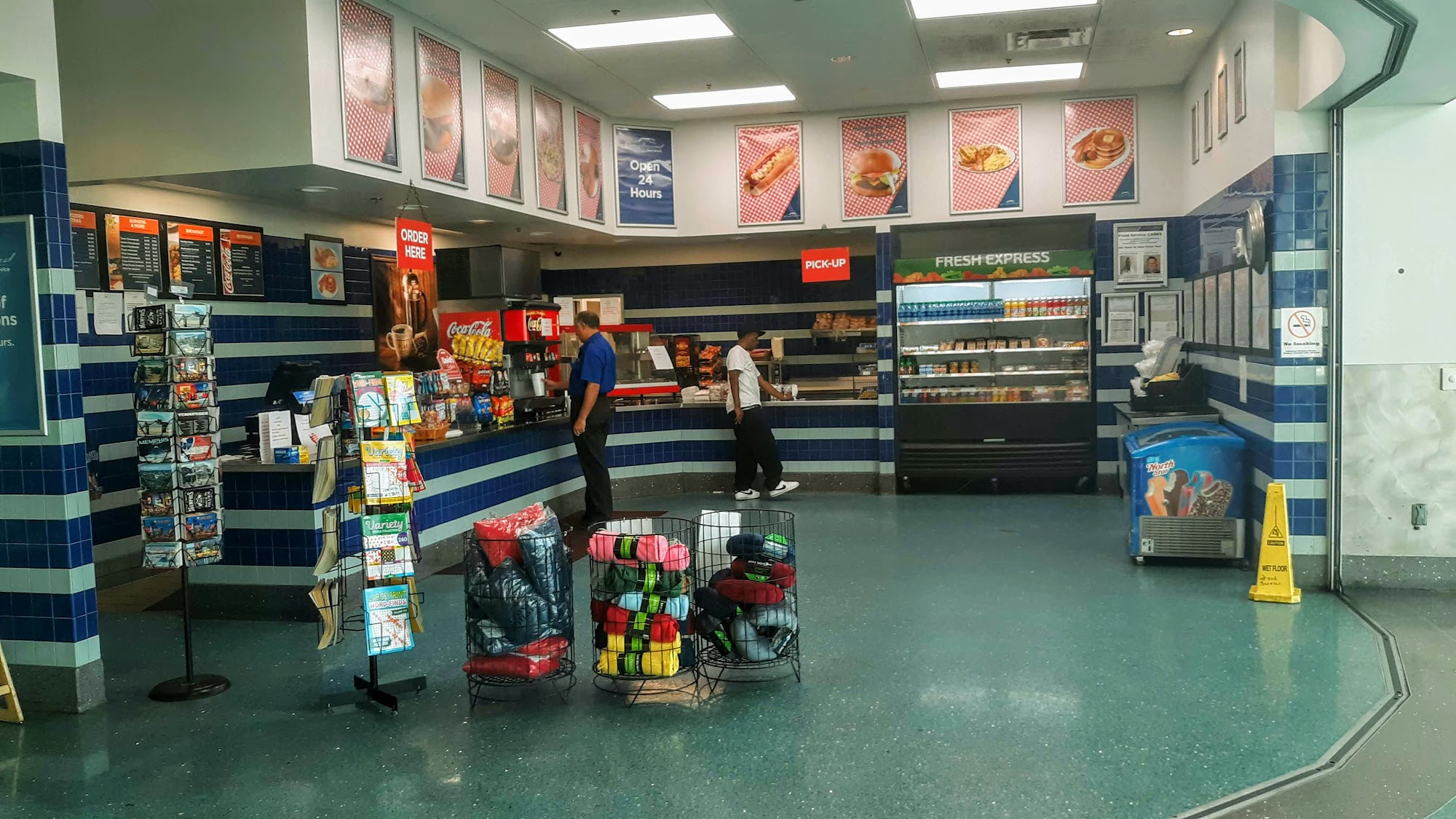 GREYHOUND BUS STATION - Memphis TN - Hours, Directions, Reviews ...