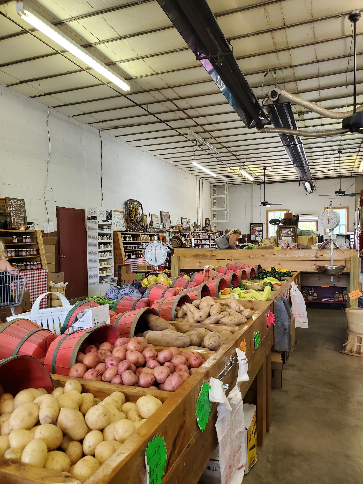 RED BARN PRODUCE - Rutledge TN - Hours, Directions, Reviews - Loc8NearMe