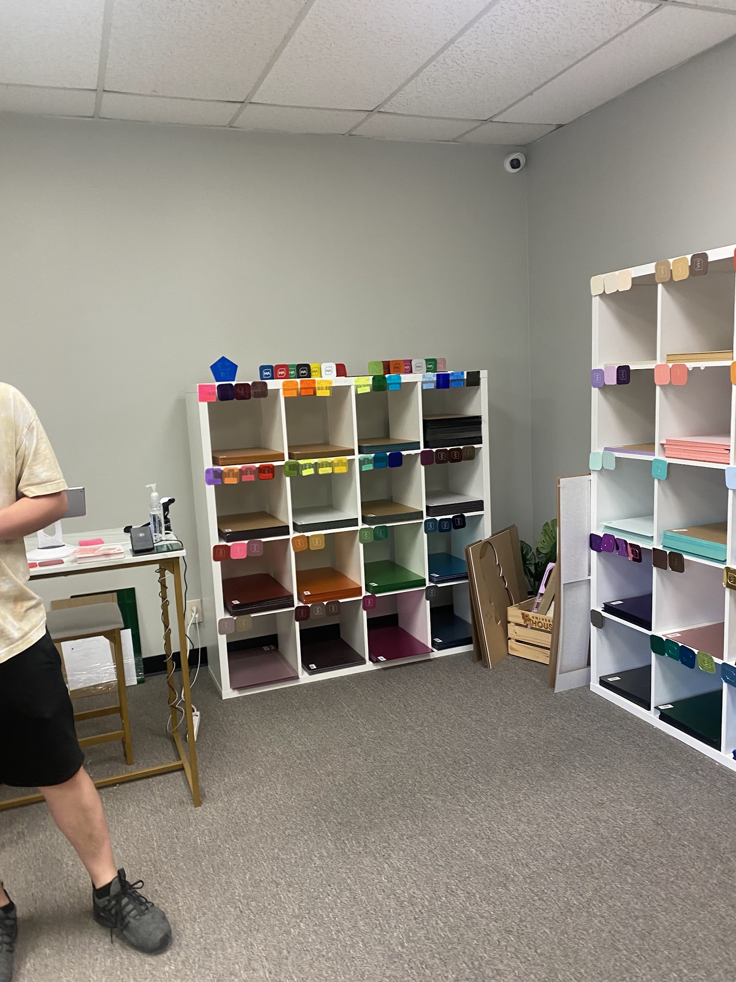 HOUSTON ACRYLIC - Houston TX - Hours, Directions, Reviews - Loc8NearMe