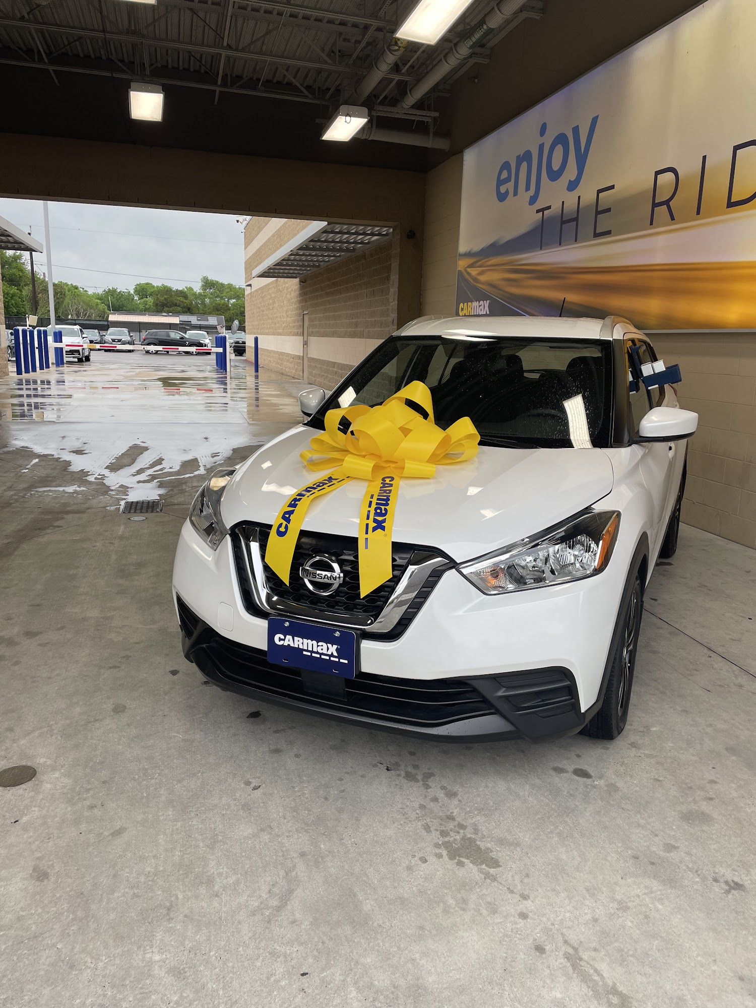 CARMAX - 1300 E Interstate Hwy 2, Pharr TX - Hours, Directions, Reviews ...