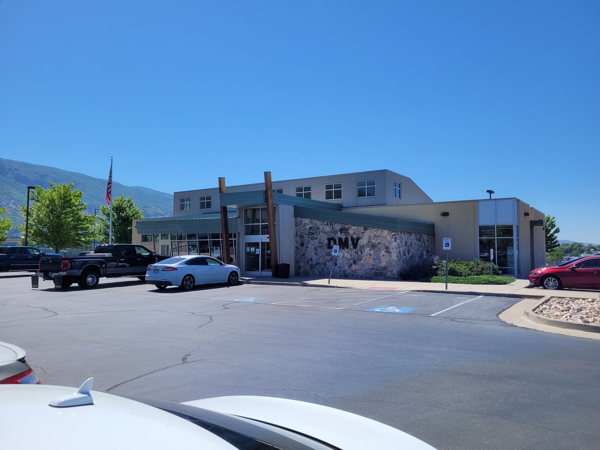 UTAH DMV FARMINGTON OFFICE - 969 W Clark Ln, Farmington UT - Hours ...