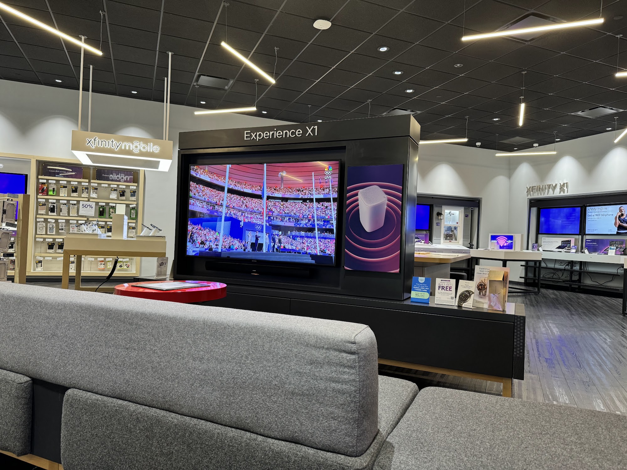 XFINITY STORE BY COMCAST - 1515 N Courthouse Rd, Arlington VA - Hours ...