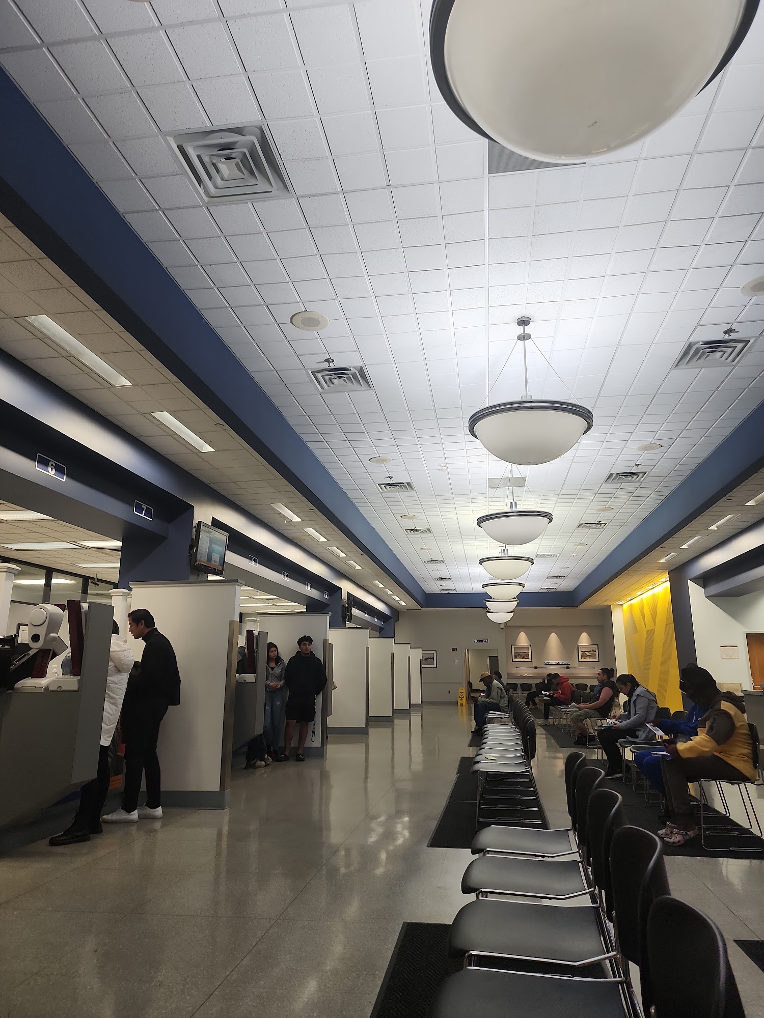 DMV- RICHMOND CENTRAL CUSTOMER SERVICE CENTER - 2300 W Broad St ...