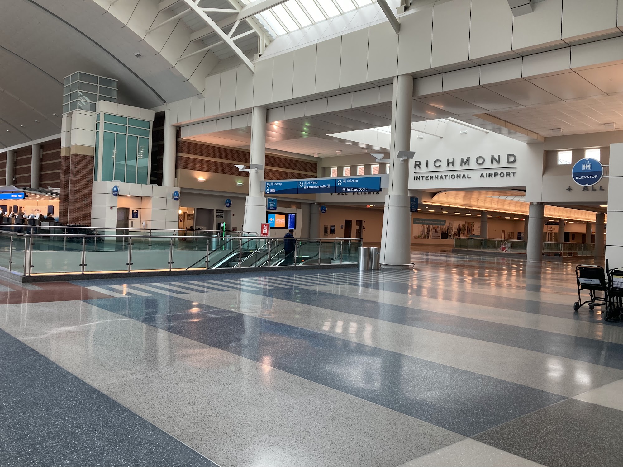 RICHMOND INTERNATIONAL AIRPORT - Richmond VA - Hours, Directions ...