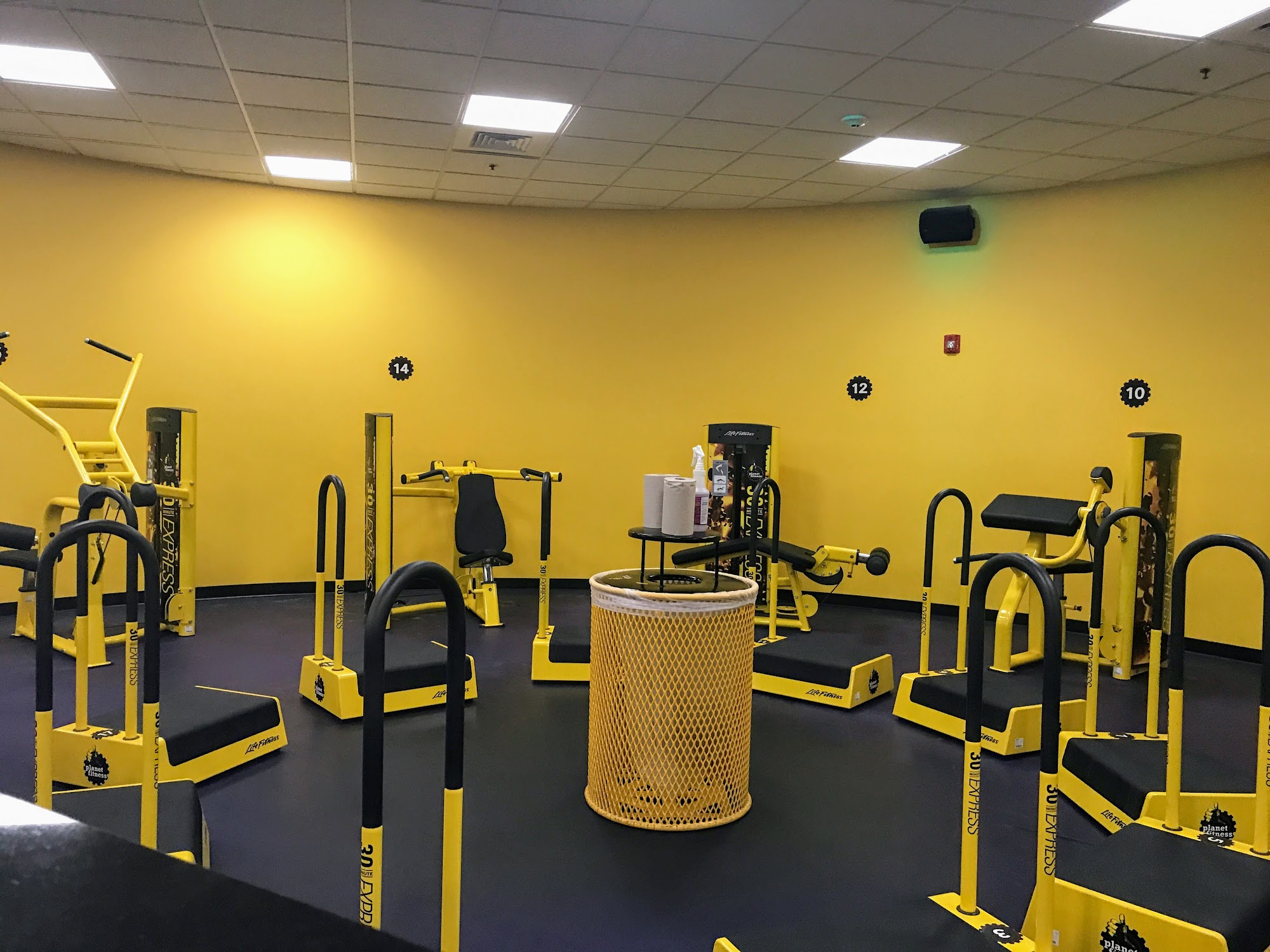 PLANET FITNESS - 4613 Sunset Blvd NE, Renton WA - Hours, Directions ...