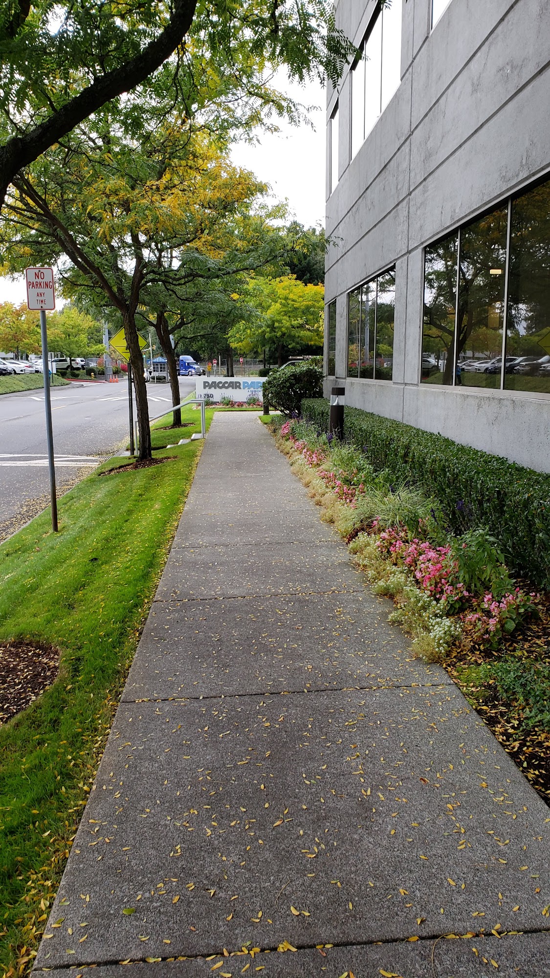 PACCAR PARTS DIVISION - Renton WA - Hours, Directions, Reviews - Loc8NearMe