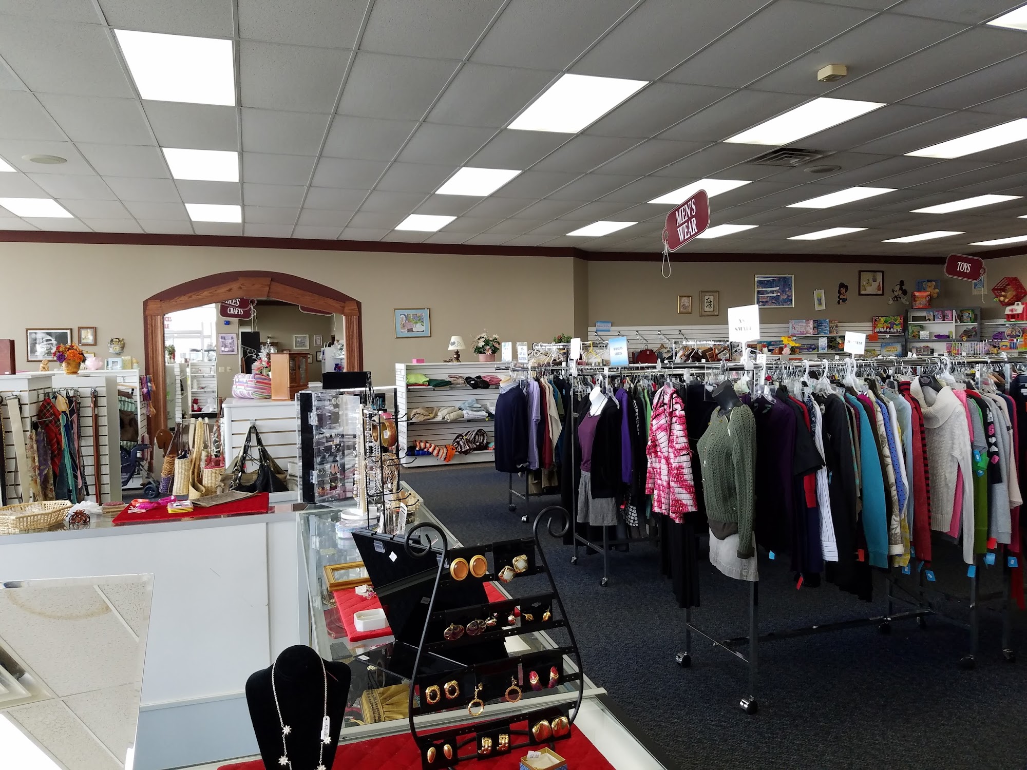 FAIR MARKET THRIFT STORE - Appleton WI - Hours, Directions, Reviews ...