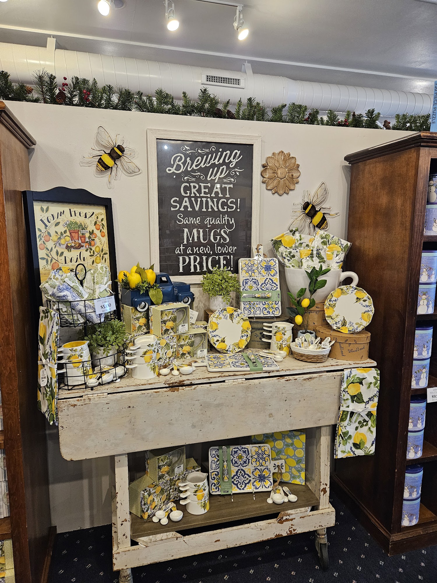 LANG SEASONAL OUTLET - BROOKFIELD - Brookfield WI - Hours, Directions ...