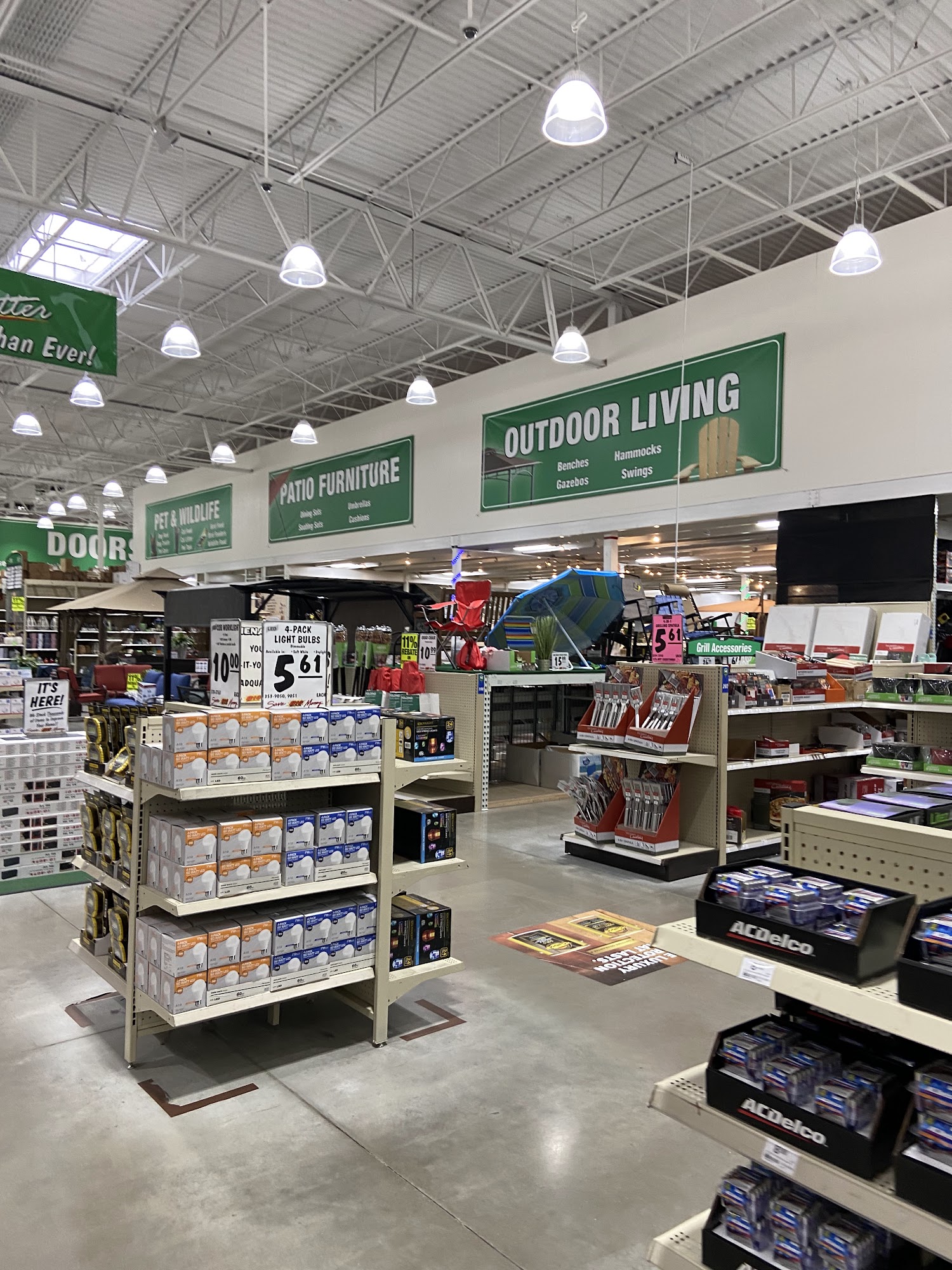 MENARDS - 4825 Vanguard Dr, Sheboygan WI - Hours, Directions, Reviews ...